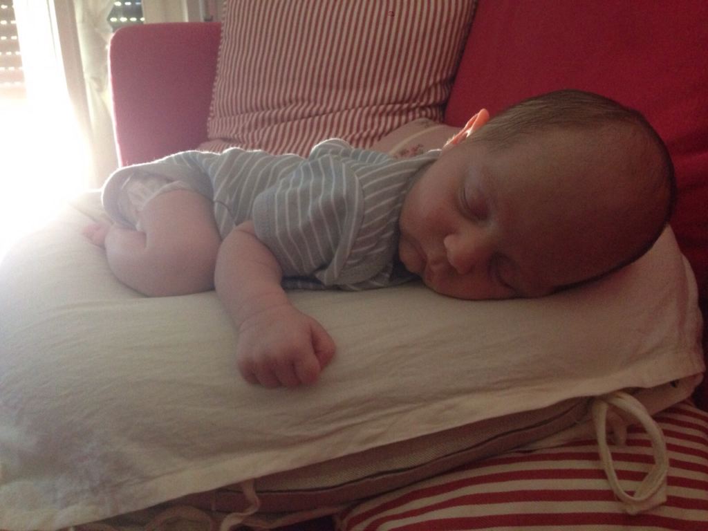 Le coliche neonato: come affrontarle - Stile Naturale